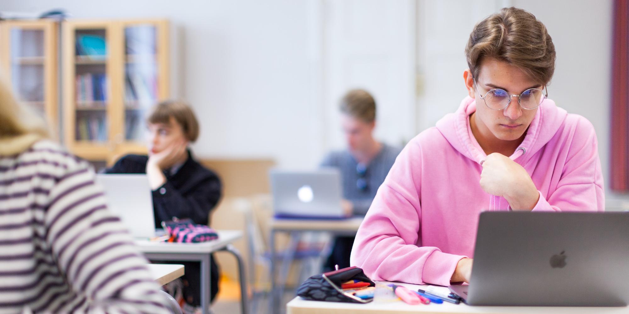 Perustietoa lukiosta | Suomen Lukiolaisten Liitto